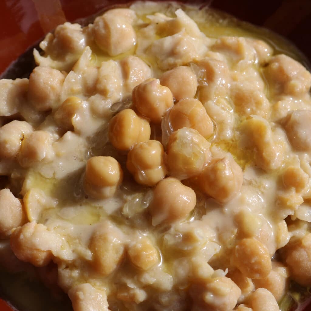 Musabaha by Zaatar and Zaytoun - Lebanese Recipes and Food Blog