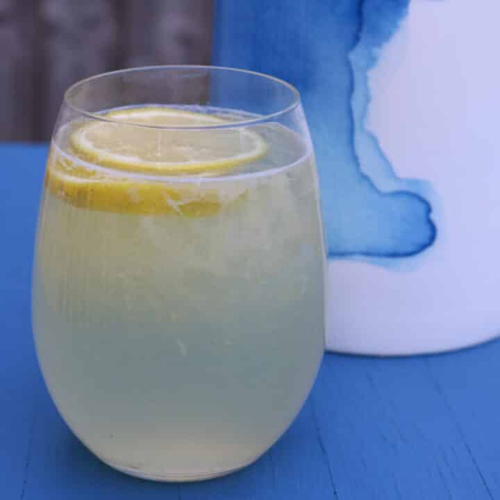 Best Homemade Lemonade by Zaatar and Zaytoun - Lebanese Recipes