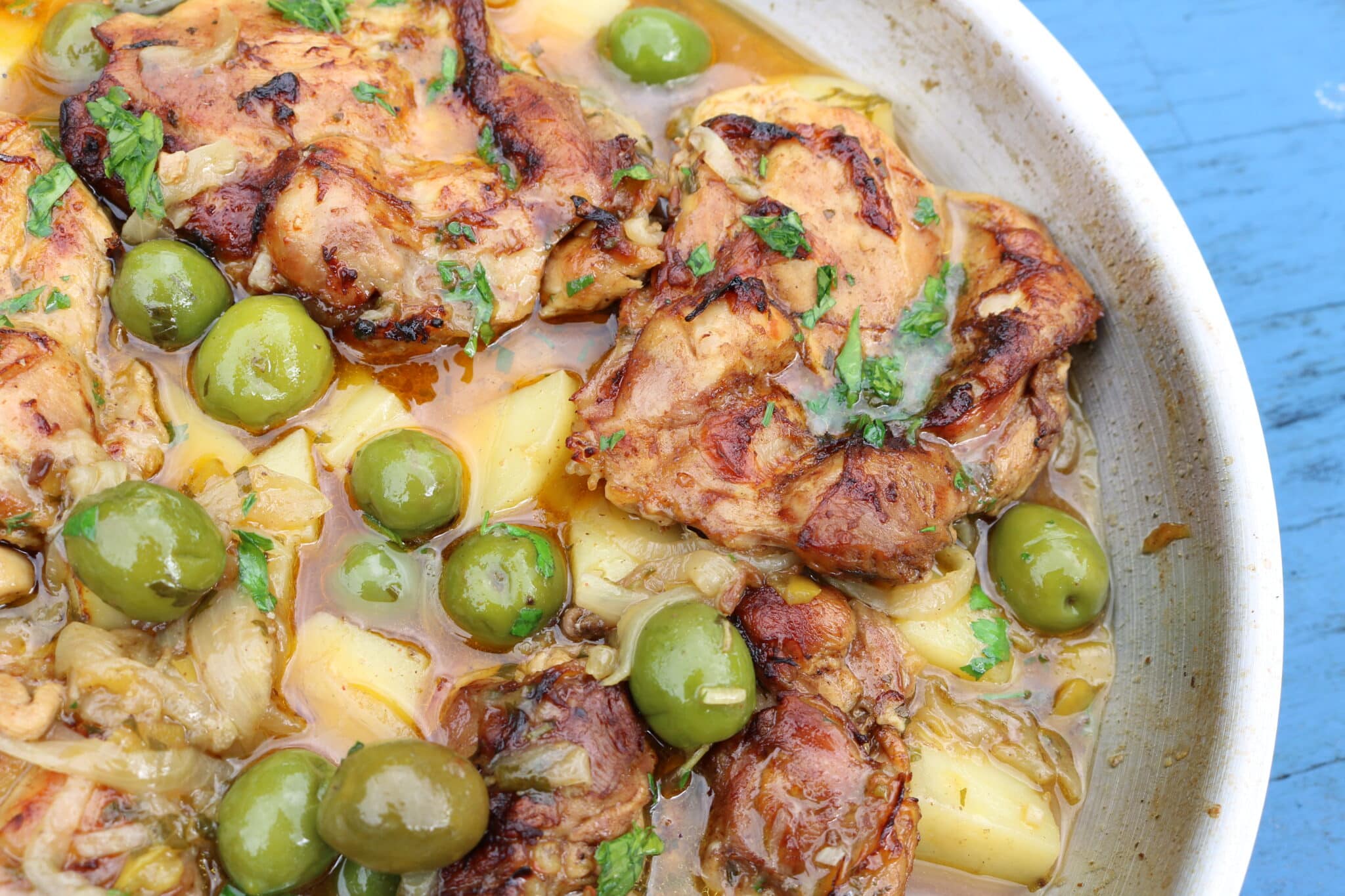 Chicken with olives by Zaatar and Zaytoun - Lebanese Recipes