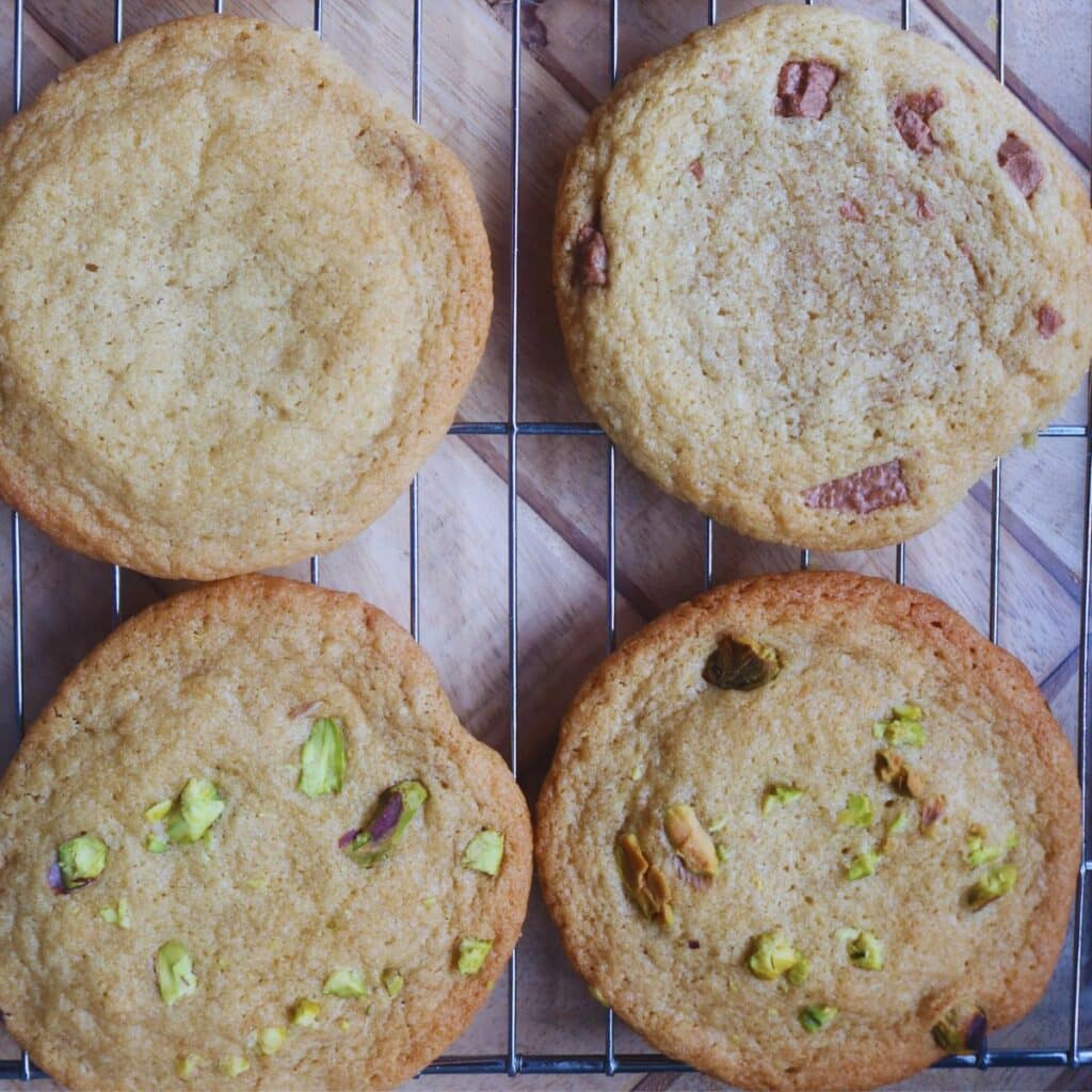 Pistachio Chocolate Shortbread - Zaatar & Zaytoun Lebanese Recipes