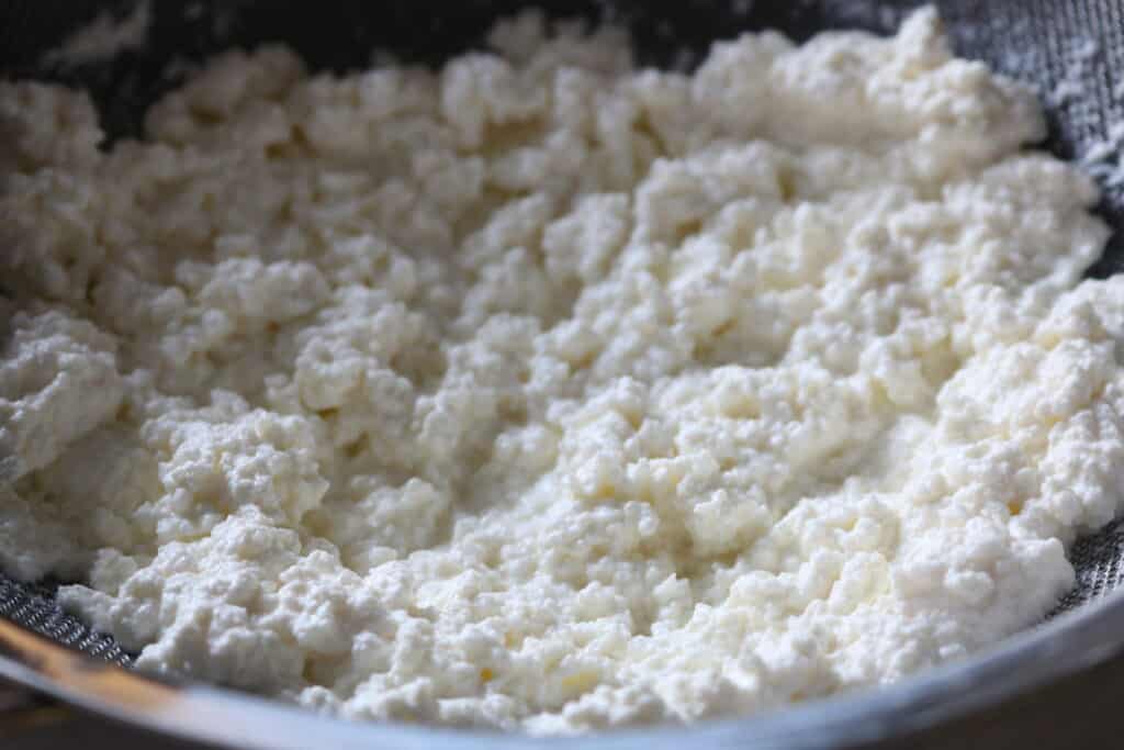 Easy Homemade Ashta Recipe for Middle Eastern Desserts